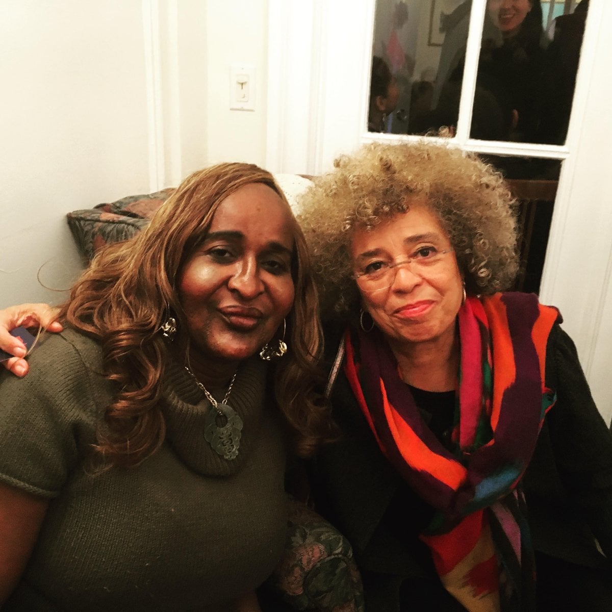 Breaking out of the Echo Chamber with Stance Podcast | Sonder & Tell